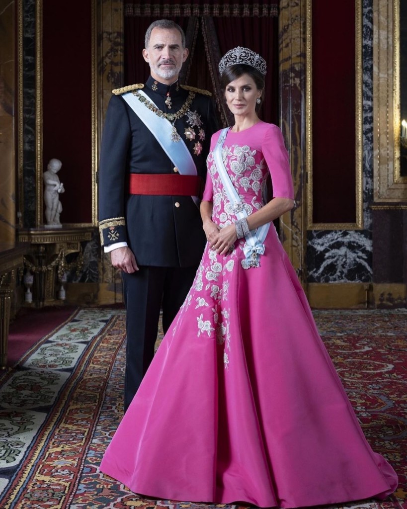 New official photos of the Spanish Royal Family released by the Palace ...