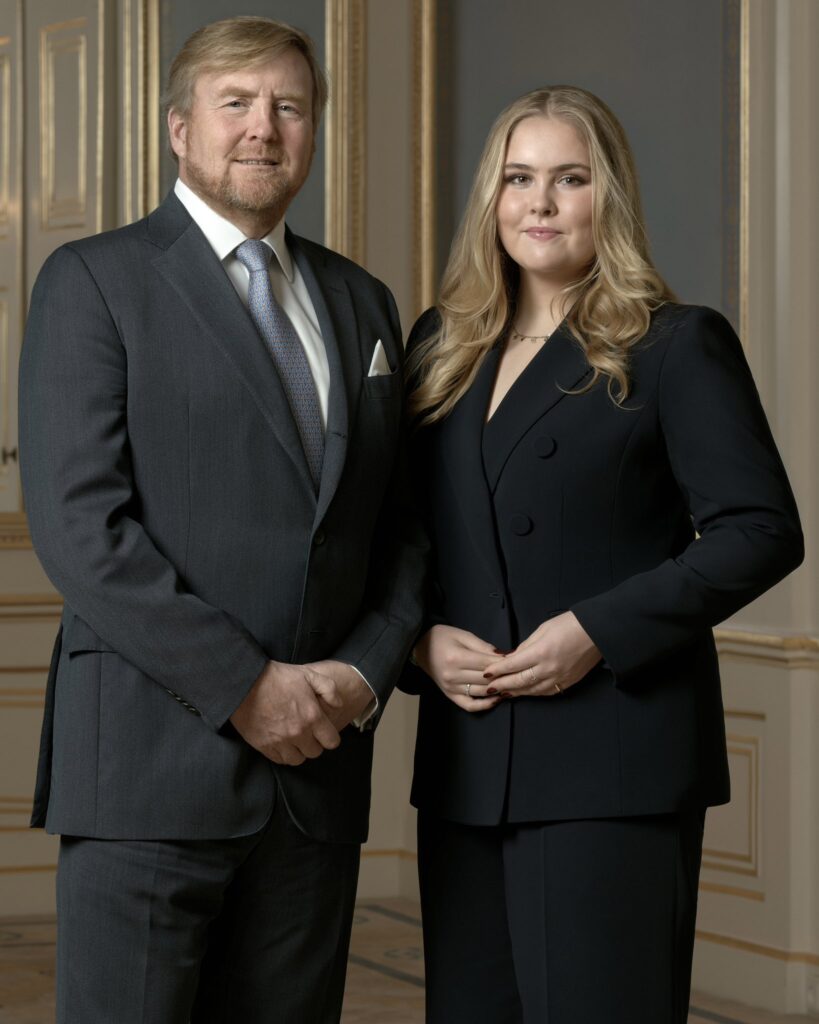 The Dutch Royal Palace has released two new portraits to celebrate King ...