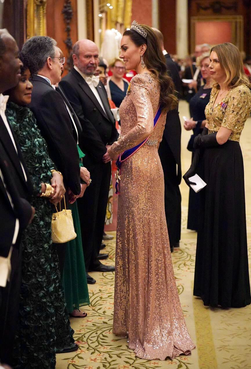 The British royal family | Buckingham Palace Christmas Diplomatic ...