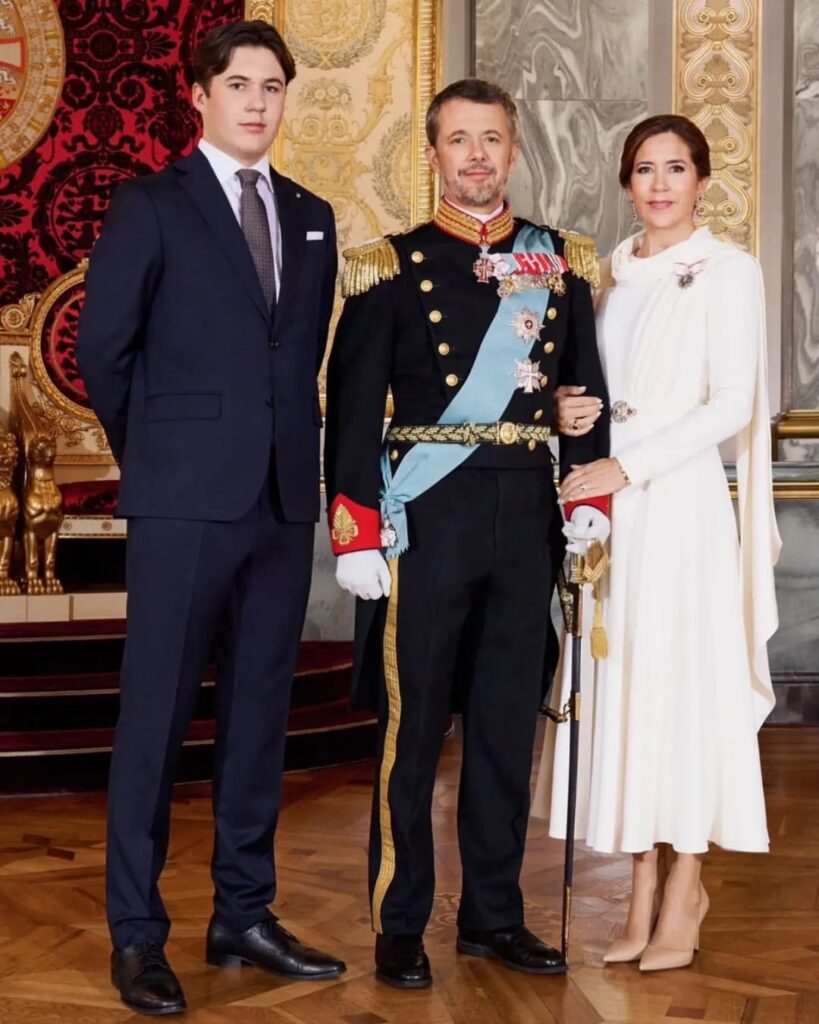 The Danish Royal Court has released the first official portraits of The ...