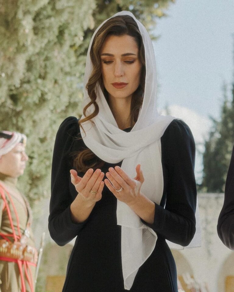 Page 3 – The Real My Royals