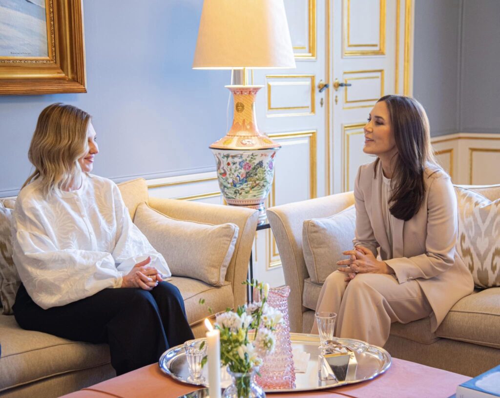 Queen Mary met with The First Lady of Ukraine at Frederik VIII’s Palace ...