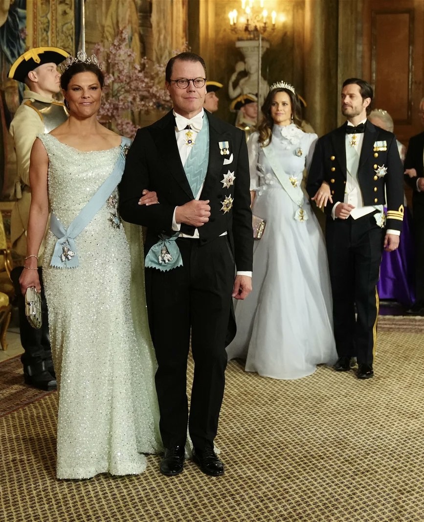 Page 12 – The Real My Royals