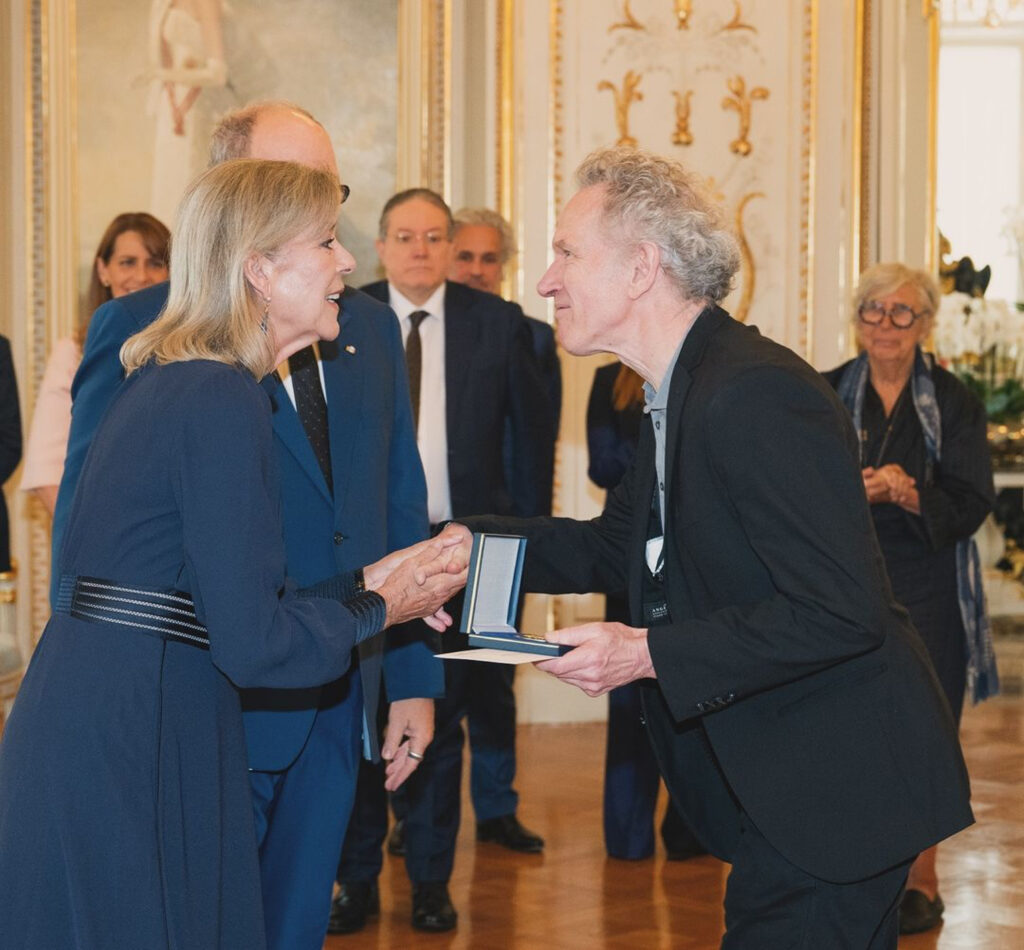 Prince albert and Princess Caroline : Prince Pierre Foundation Award ...