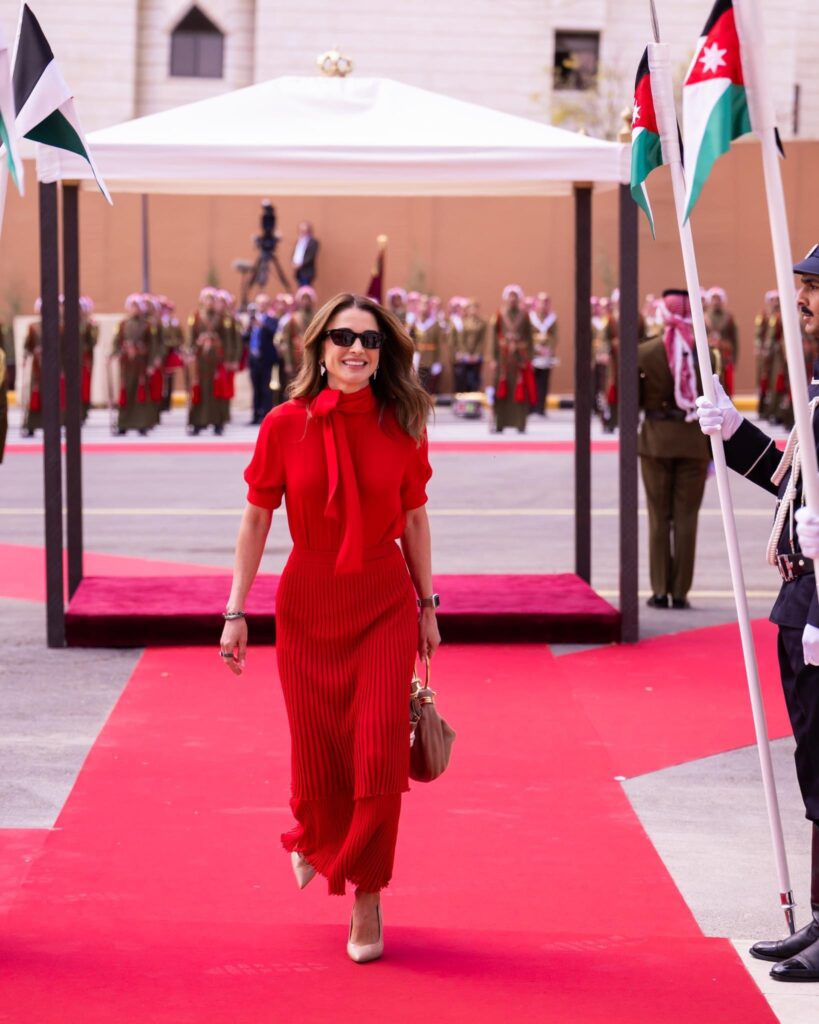 Queen Rania and Princess Rajwa at the opening of the 20th Parliament’s ...