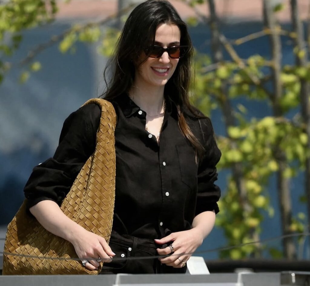 Queen Rania, Crown Prince Hussein, Princess Rajwa and Princess Iman in ...