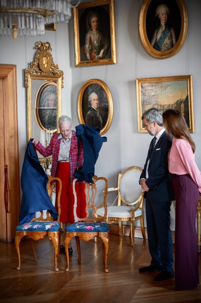 The king , Queen mary and Queen Margrethe at Frederiksborg Palace – The ...