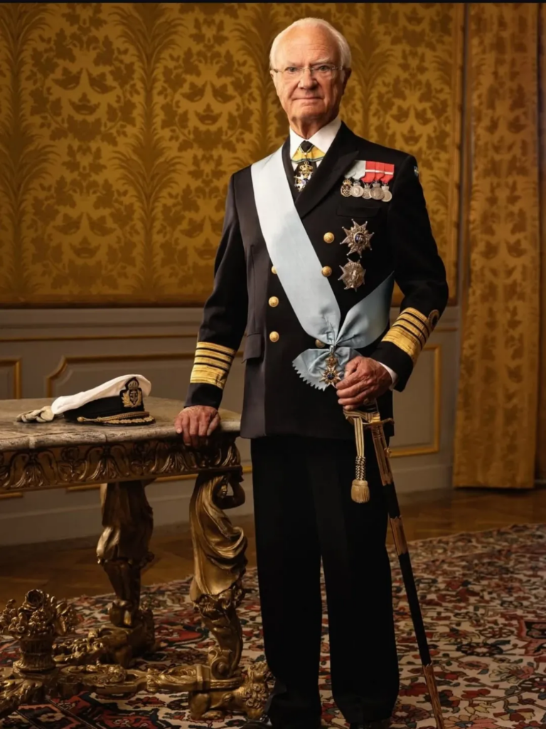 New official portraits of King Carl Gustat and Queen Silvia – The Real ...