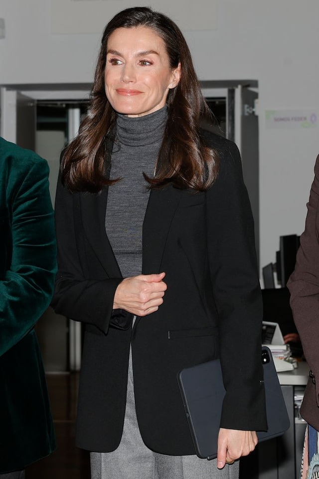 Queen Letizia at a working meeting with the Board of the Spanish ...